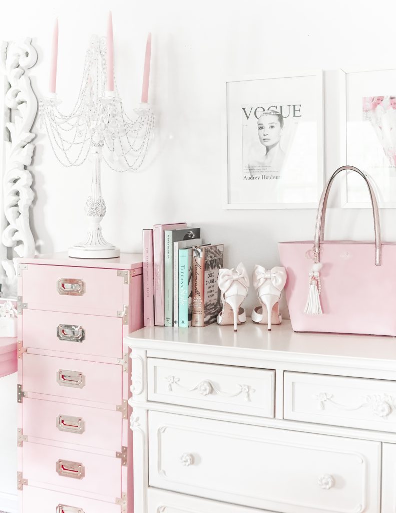 How To Make Your Workspace Pretty & Girly - J'adore Lexie Couture